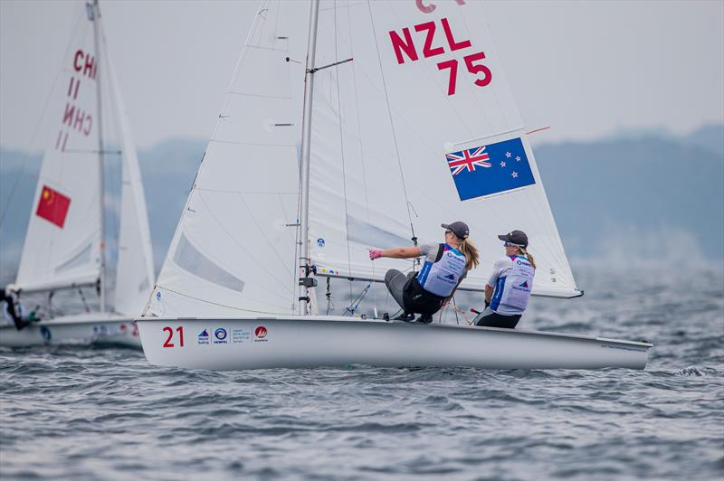 Susannah Pyatt and Brianna Reynolds-Smith (NZL) - Womens 470 - Sailing ...