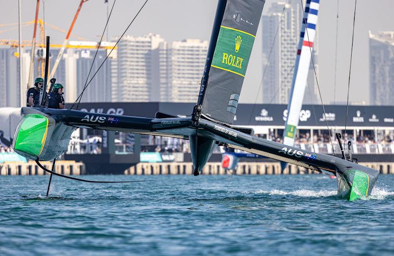 Aussies end podium-streak, but gear up for Sydney