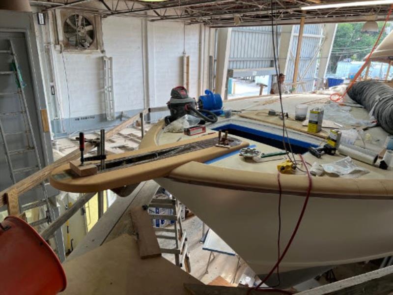 Hull #8 - Fitting composite pulpit