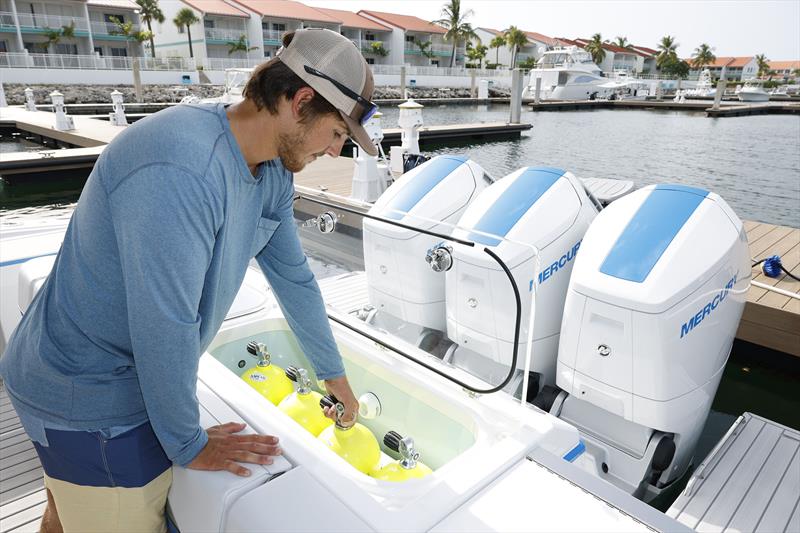 Formula 457 Center Console Fish