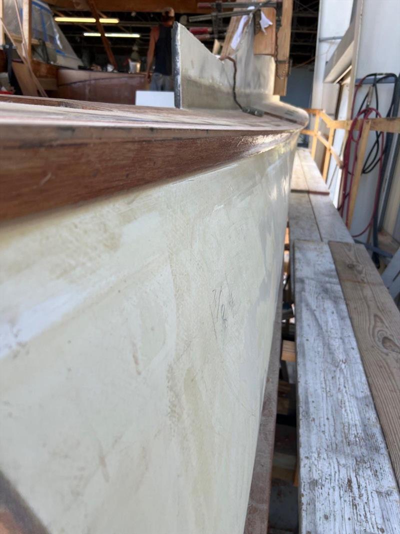 Hull #10 - Sheer rail on