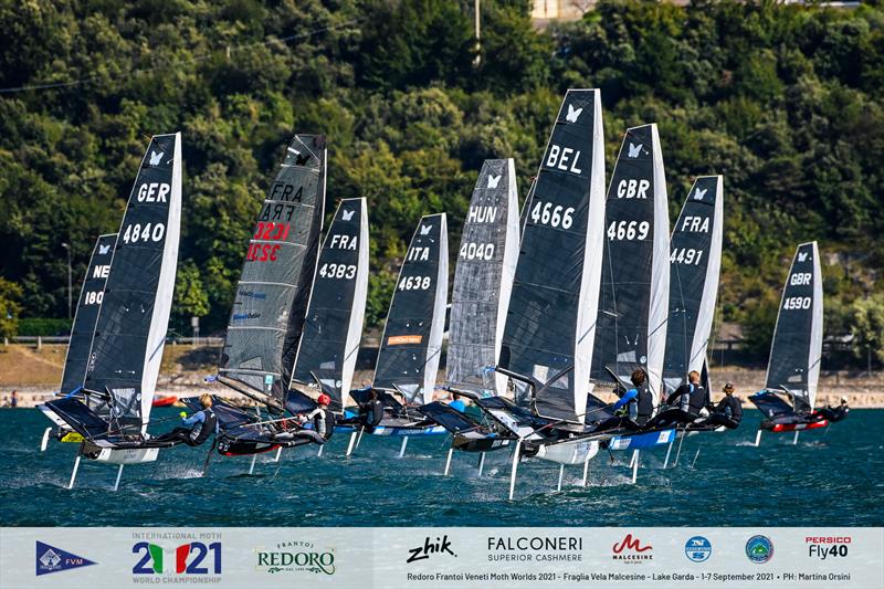 2021 International Moth Worlds day 1 – XS Sailing