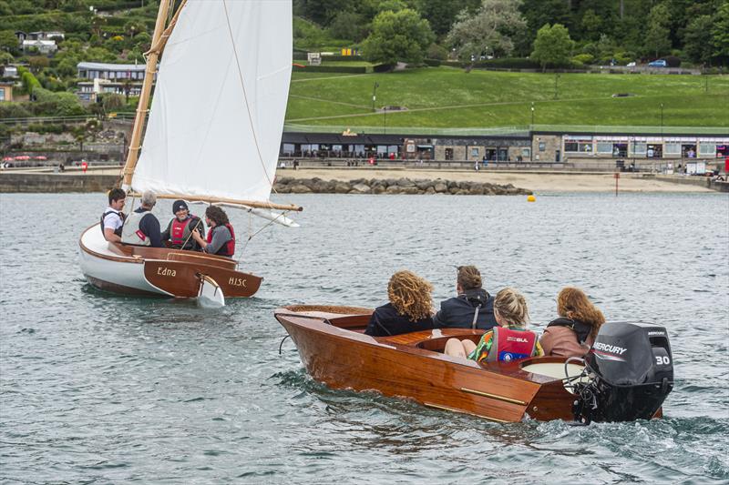 Andrew Streeter's hand built 14 ft Glued Carvel Cobby Catboat Trio is ...