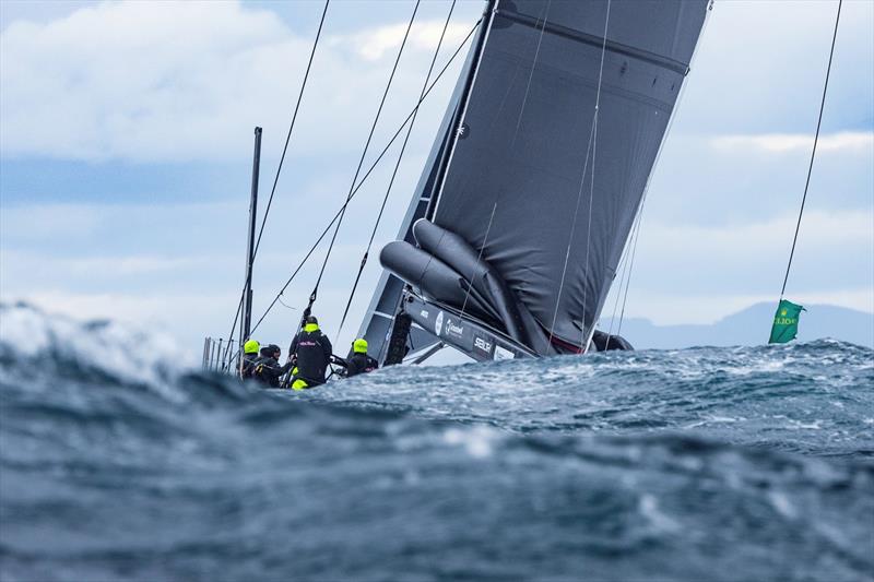 Wild Thing 100 working its way through the waves - 2023 Rolex Sydney ...
