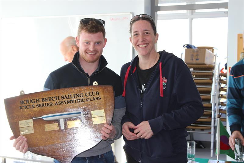 2022 Bough Beech SC Icicle Series - Elliot Marks and Sarah Seddon ...
