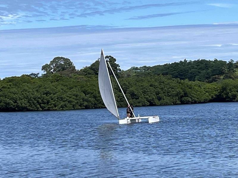 1st mini cargo proa sailing