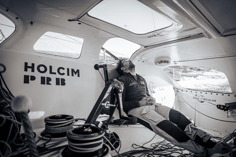 Holcim-PRB neck to neck with 11th Hour Racing Team