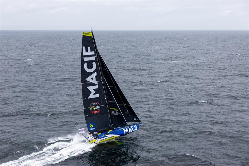 Vendée Globe Saturday 11th January Update - Dalin on the Home Straight