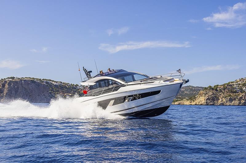 Sunseeker 65 Sport Yacht
