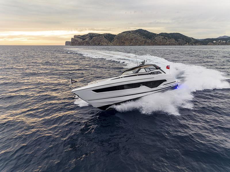 Sunseeker Superhawk 55