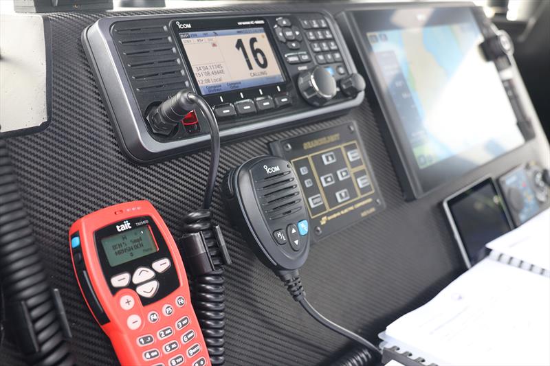MR 30 features the latest communication and navigation technology