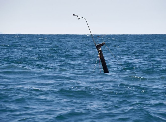 TP52 CAM sinks at Trofeo S.M. La Reina Rolex Cup