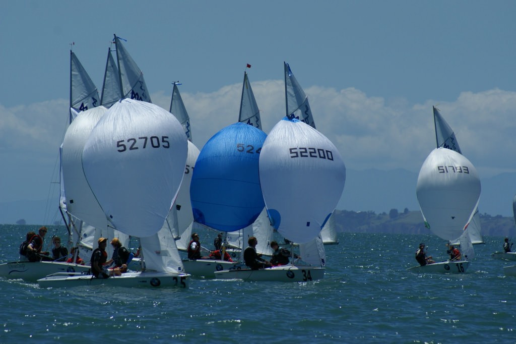 420 Worlds - Day 2 Qualification Round