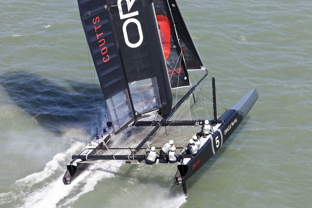 11/06/2011 - San Francisco (USA) - ORACLE Racing - Boat preparation ...