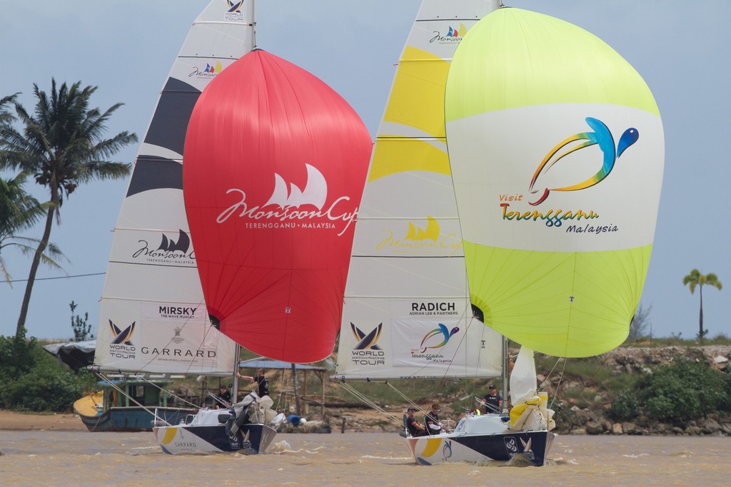 Jesper Radich leads Torvar Mirsky on day 2 at the Monsoon Cup 2011 ...