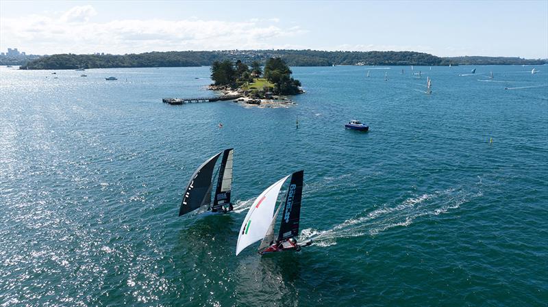 Finport Finance and Smeg at the wing mark in Race 1 - Spring Championship