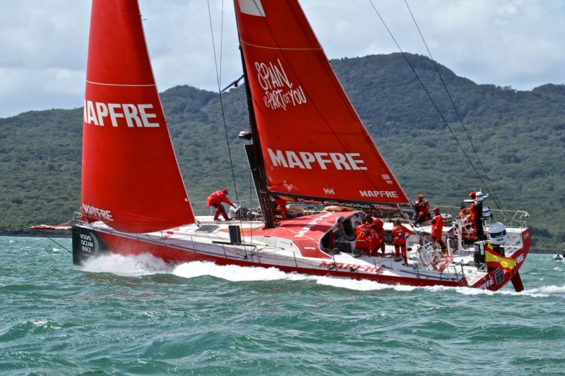 Volvo Ocean Race - Images from the start of Leg 7